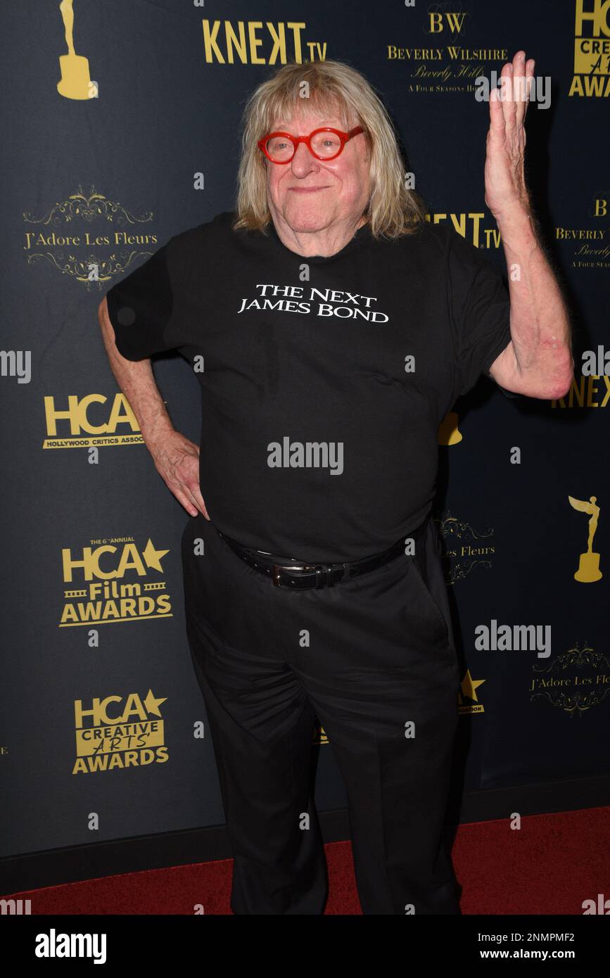 Bruce Vilanch attends the red carpet of the 2023 HCA Film Awards. Photo ...