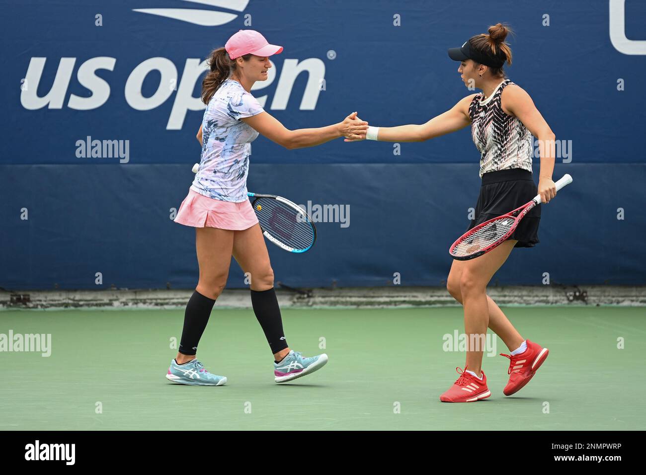 Elena-Gabriela Ruse and Monica Niculescu celebrate during a Women's ...