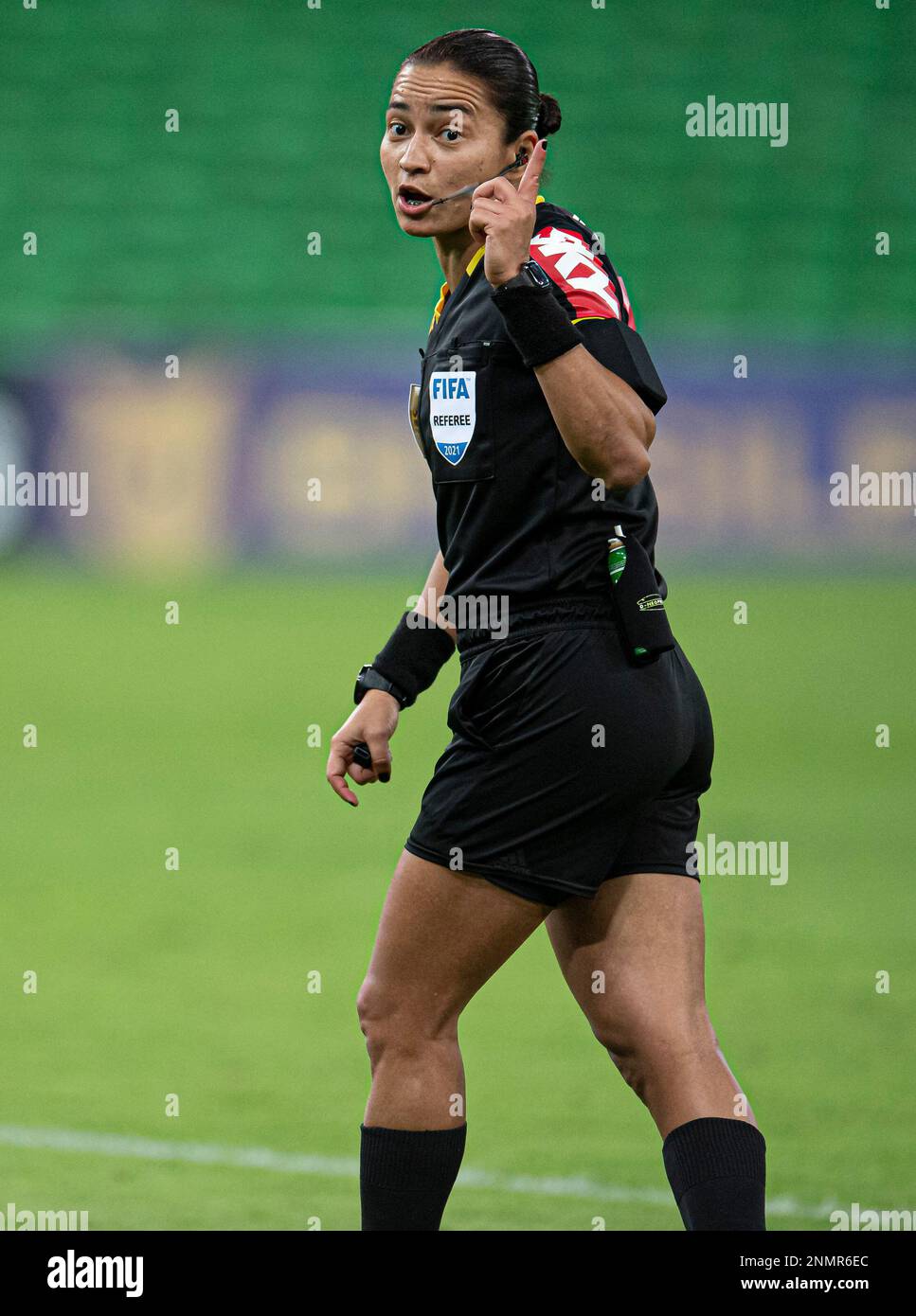 RJ - Rio de Janeiro - 08/30/2021 - BRAZILIAN TO 2021. FLUMINENSE X BAHIA - Referee Edina Alves ...