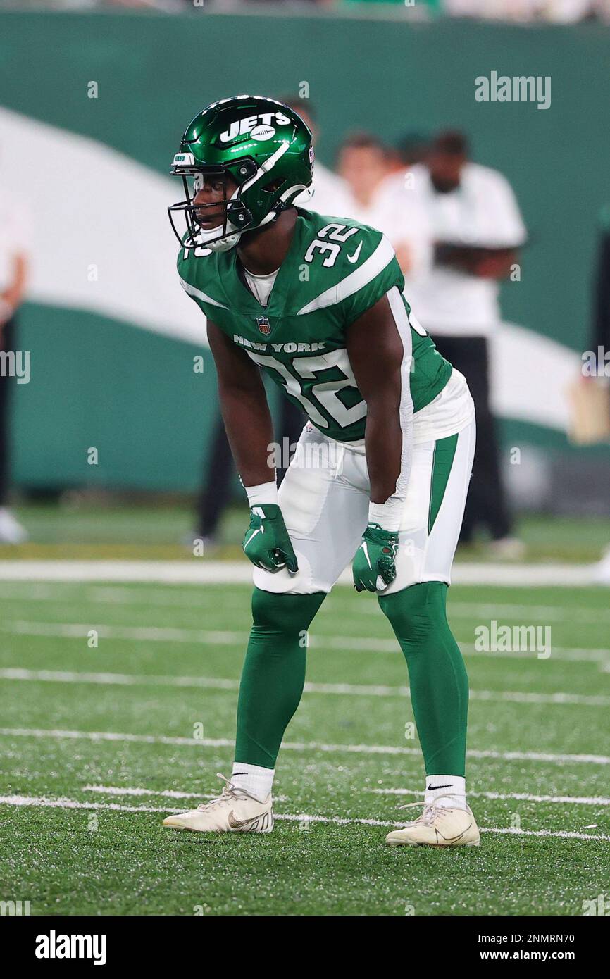 EAST RUTHERFORD, NJ - AUGUST 27: New York Jets running back Michael ...