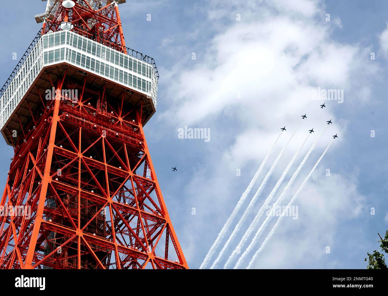 Blue Impulse aerobatic team of the Japanese Air Self-Defense Force ...