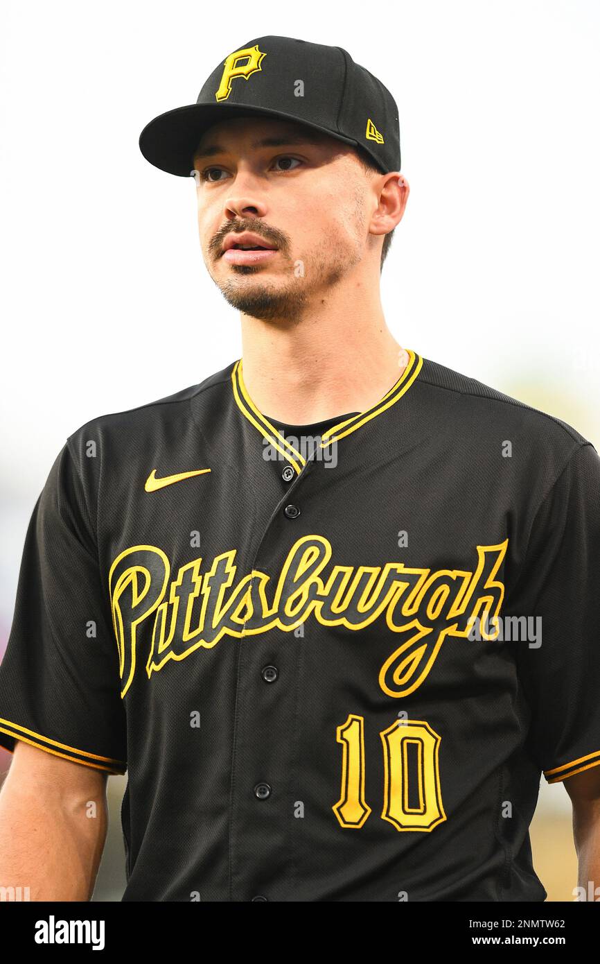 LOS ANGELES, CA - AUGUST 17: Pittsburgh Pirates center fielder Bryan ...