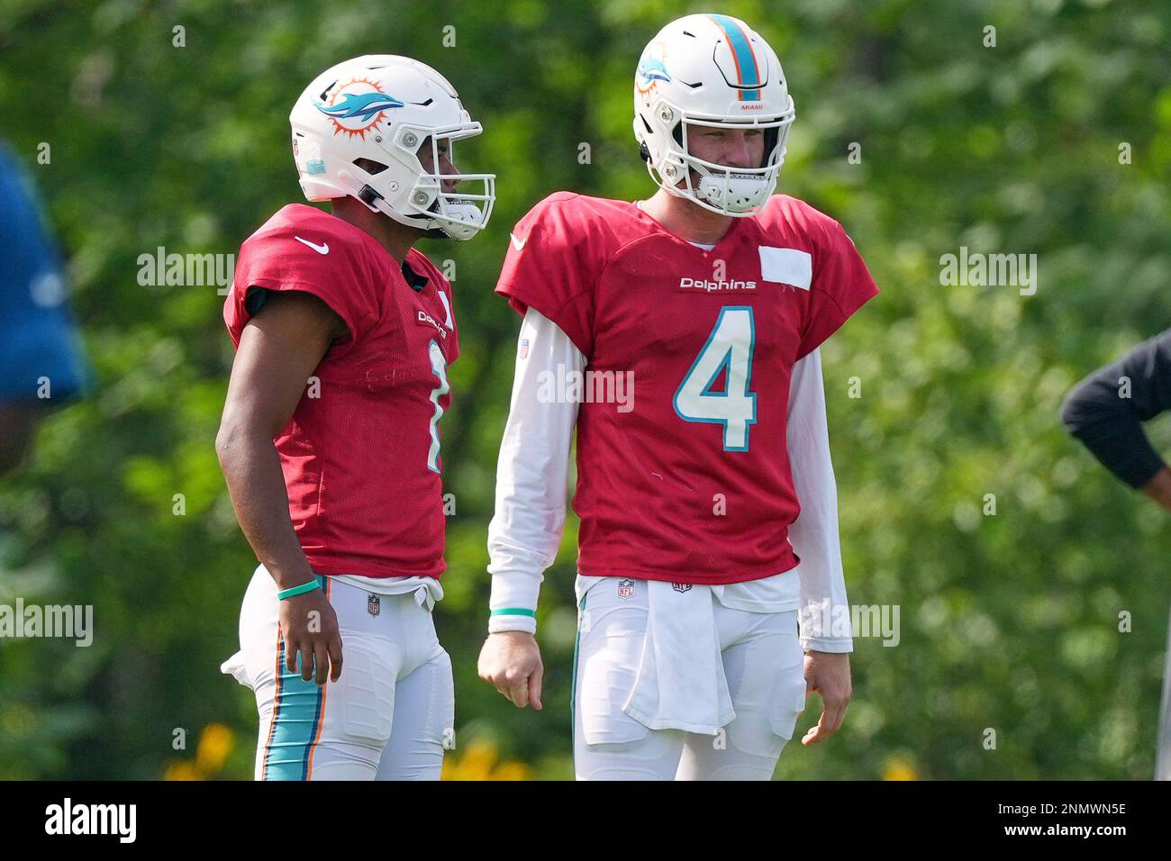 LAKE FOREST, IL - AUGUST 12: Chicago Bears quarterback Justin Fields (1 ...