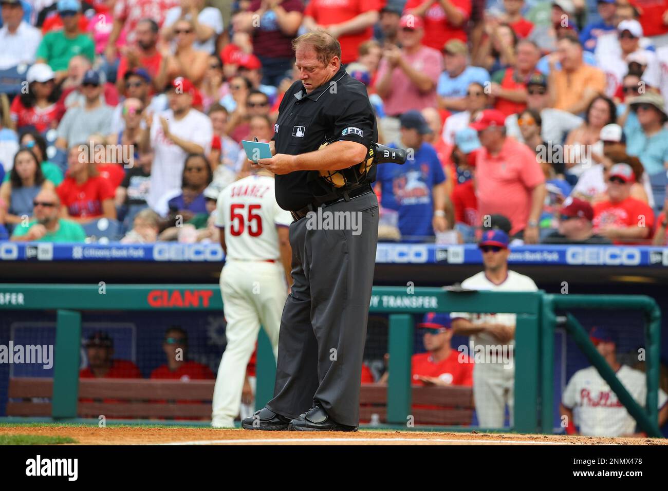PHILADELPHIA, PA - AUGUST 07: Major League Umpire Umpire Bruce Dreckman ...