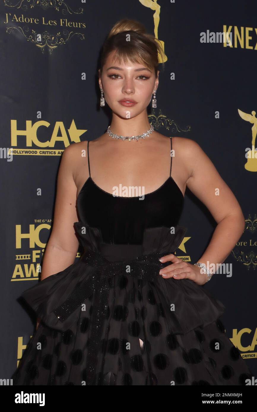 Madelyn cline 2023 hi-res stock photography and images - Alamy