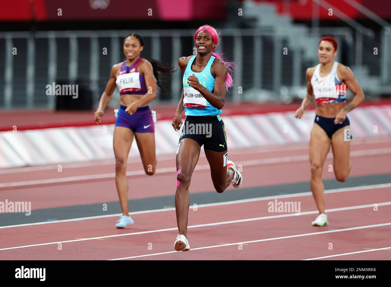TOKYO, JAPAN - AUGUST 06: Shaunae Miller-Uibo of Team Bahamas in action ...
