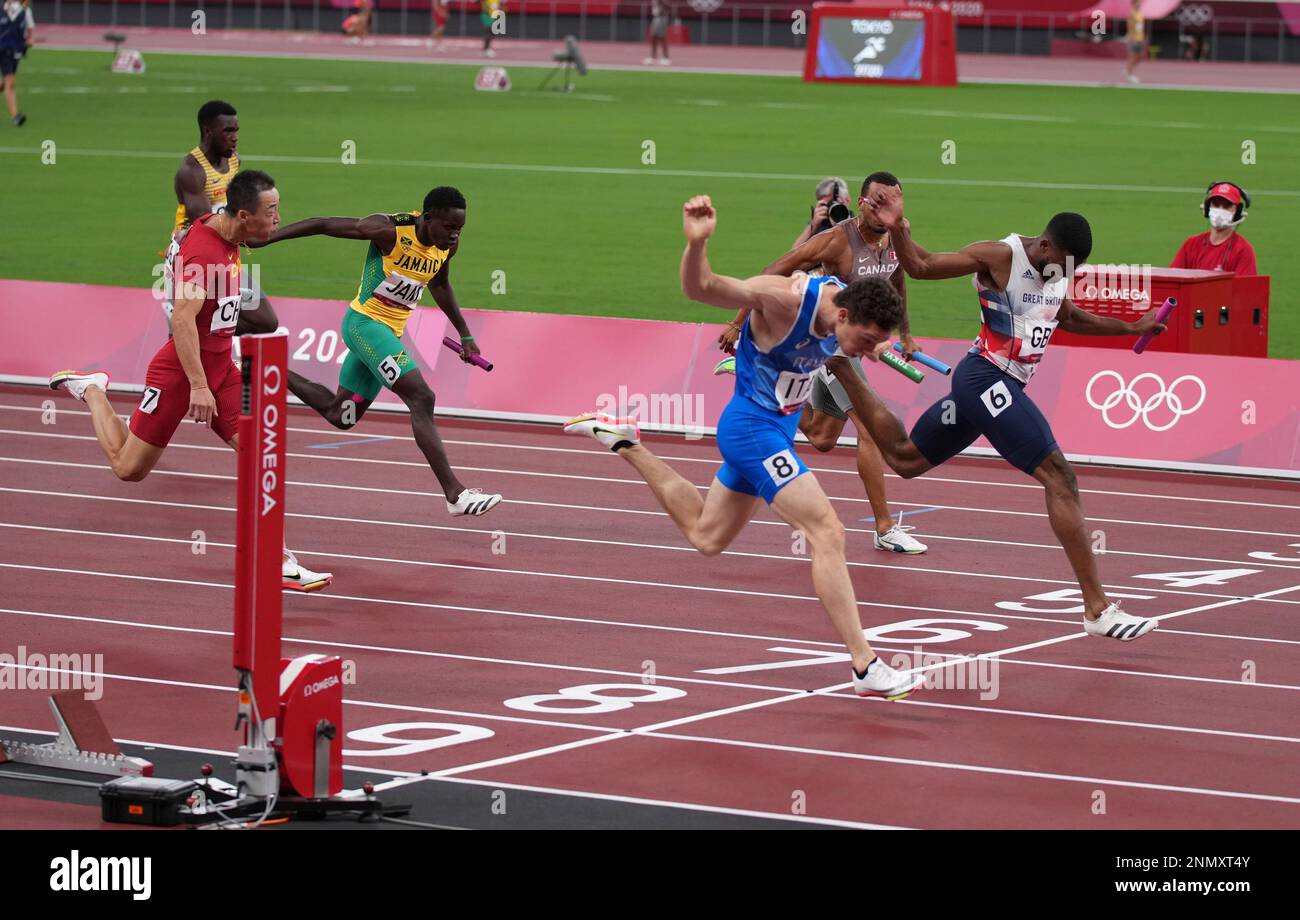 Italy's TORTU Filippo(blue) goals during the Men's 4 x 100m Relay Final ...