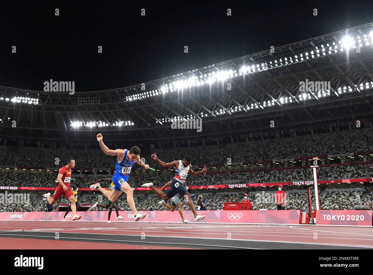 Italy's TORTU Filippo(blue) goals during the Men's 4 x 100m Relay Final ...