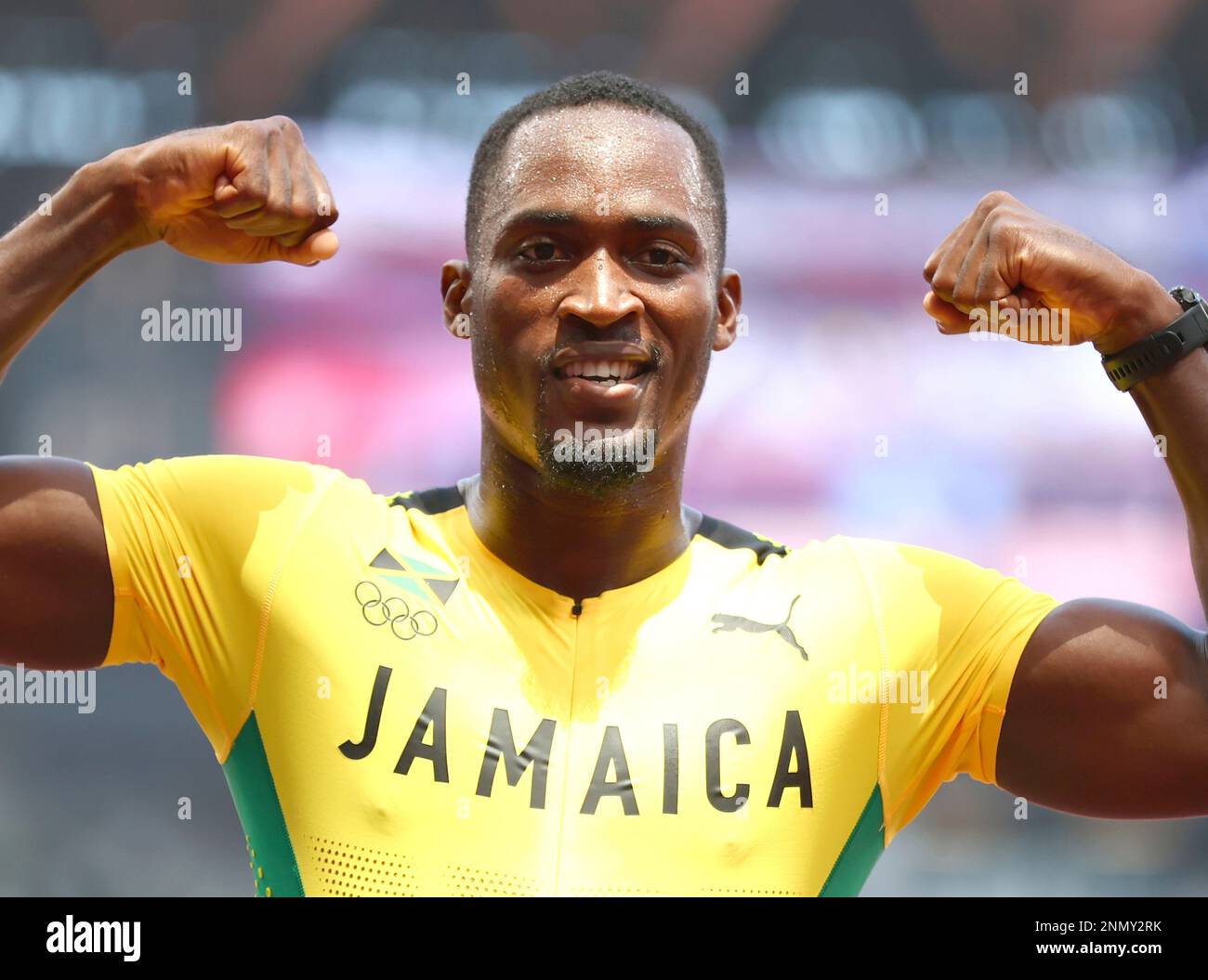 PARCHMENT Hansle (7) of Jamaica shows a strong pose after winning the ...