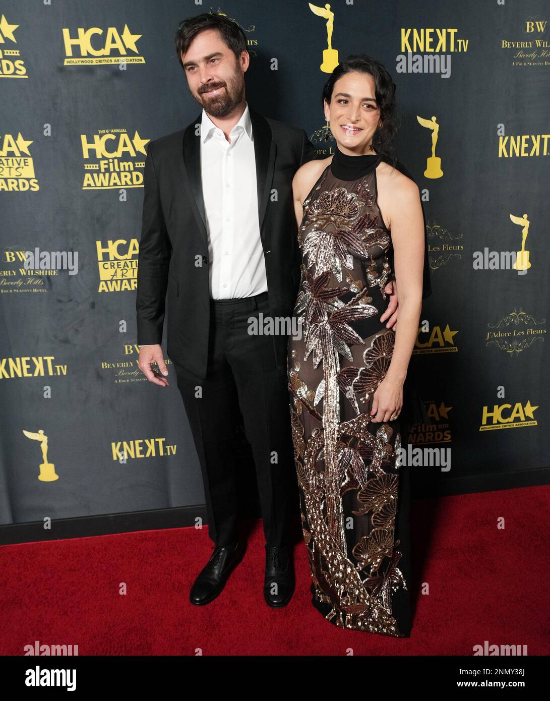 (L-R) Ben Shattuck and Jenny Slate at the 2023 HCA Film Awards held at ...