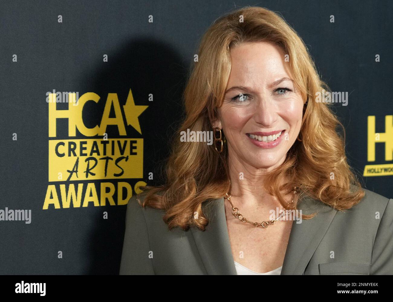 Los Angeles, USA. 24th Feb, 2023. Sarah Finn arrives at the 2023 HCA ...