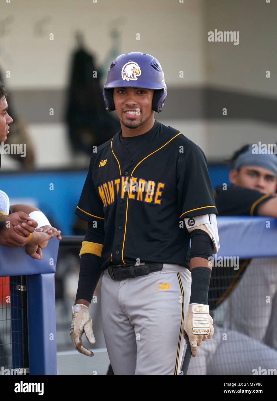Montverde Academy Eagles Justin Colon (3) on deck during a game against ...