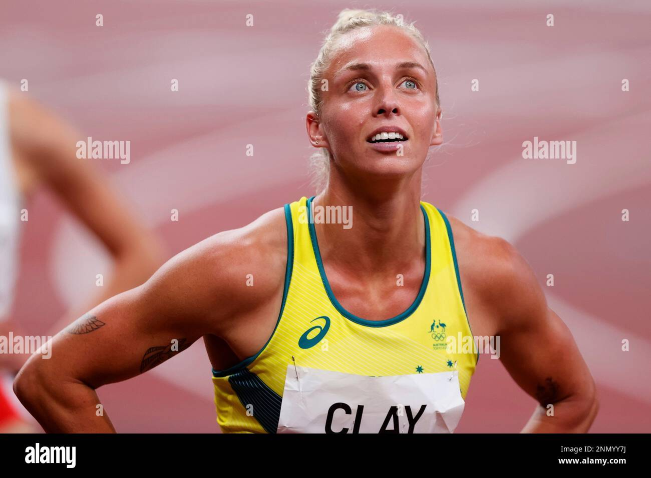 TOKYO, JAPAN - AUGUST 01: Liz Clay of Team Australia celebrates during ...