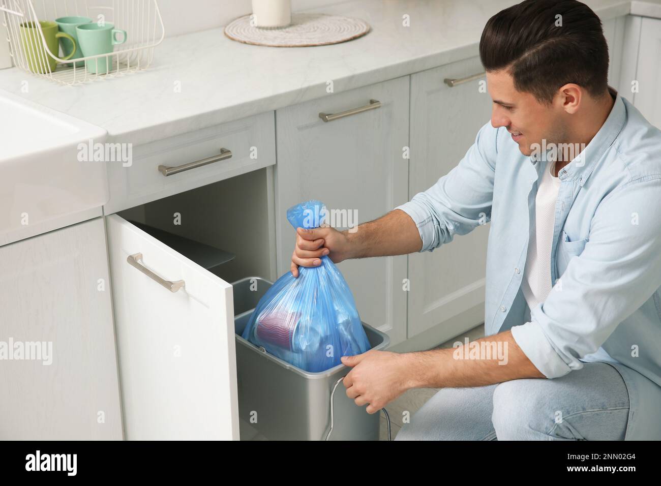 Taking bin out hi-res stock photography and images - Alamy