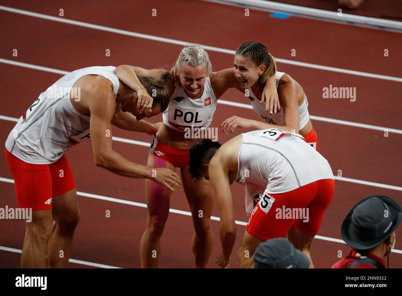 July 31, 2021, Tokyo, Kanto, Japan: Karol Zalewski (POL), Justyna Swiety-Ersetic (POL), Natalia ...