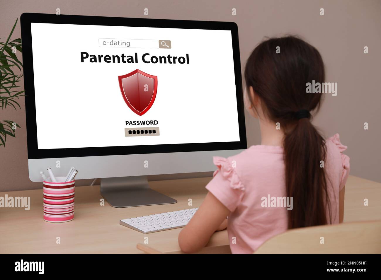 Child computer back view school hi-res stock photography and images - Alamy