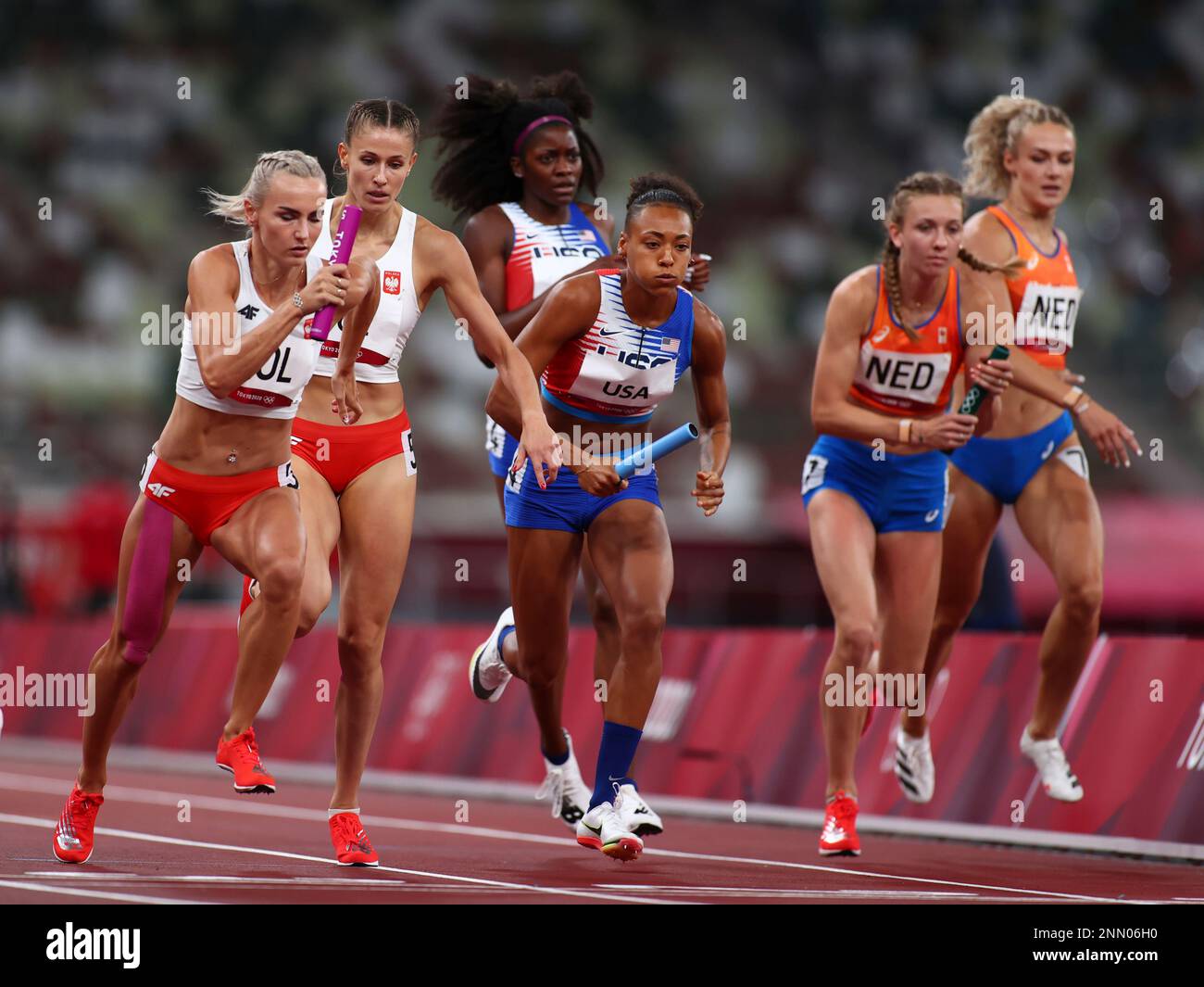 Athletes compete in the 4 x 400m Relay Mixed Final of Tokyo 2020 ...