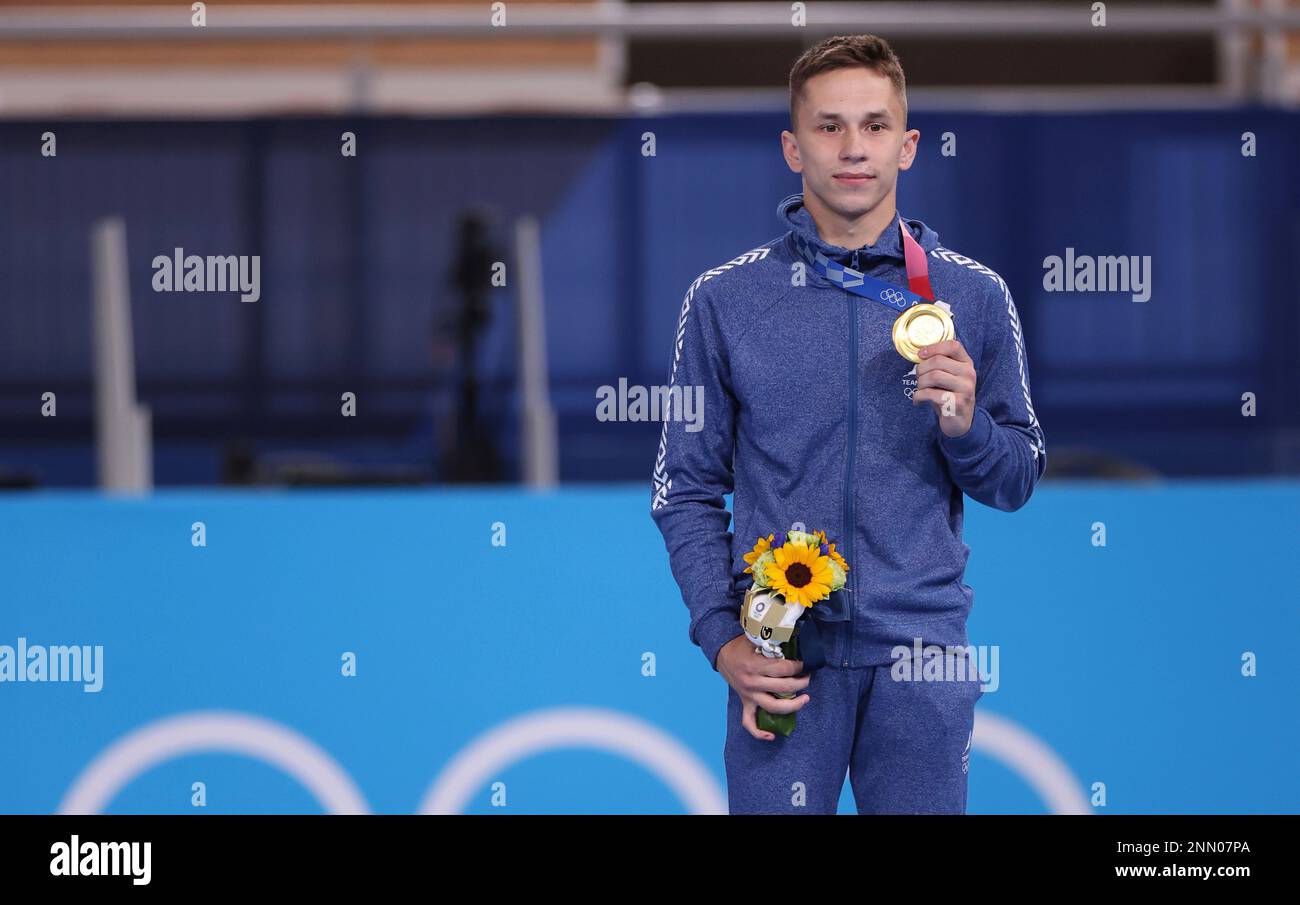 Belarus's LITVINOVICH Ivan shows his gold medal during the awarding ...