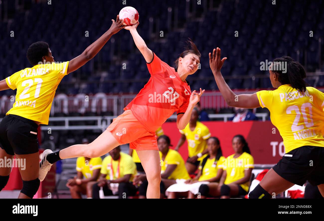 Handball Preliminary Round between Angola and Japan is held at Yoyogi ...