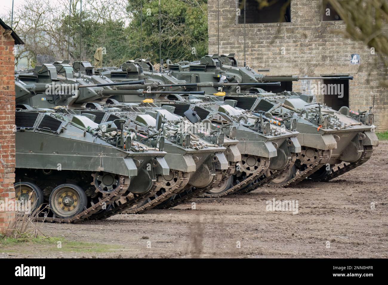 30mm cannon hi-res stock photography and images - Alamy