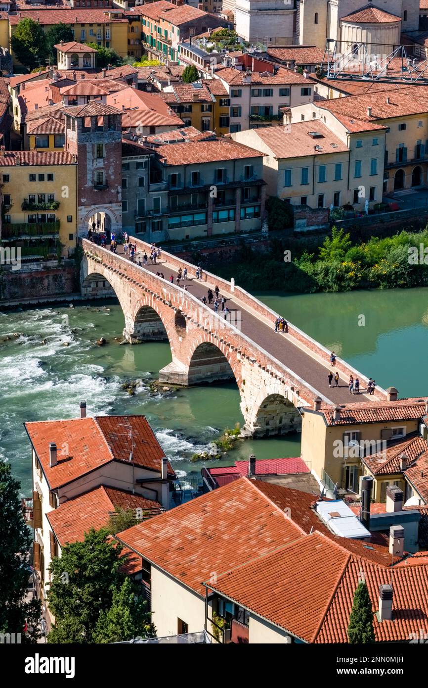 Bridge ponte pietra in verona hi-res stock photography and images - Alamy