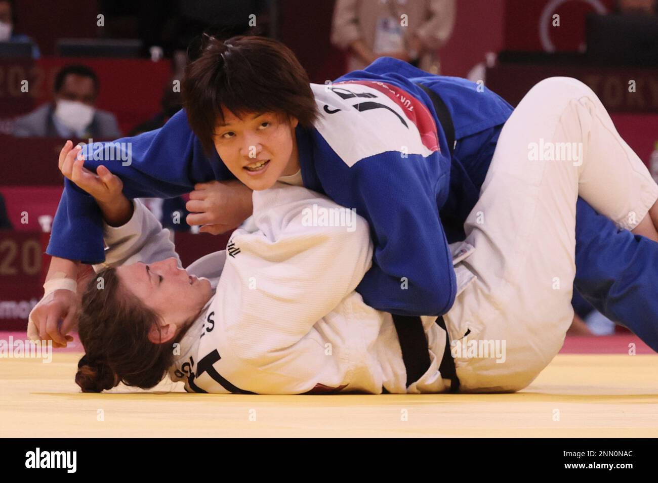 Austria's POLLERES Michaela (white) and Japan's ARAI Chizuru compete in ...