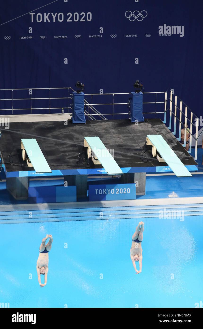USA's CAPOBIANCO Andrew and HIXON Michael perform during Men's ...