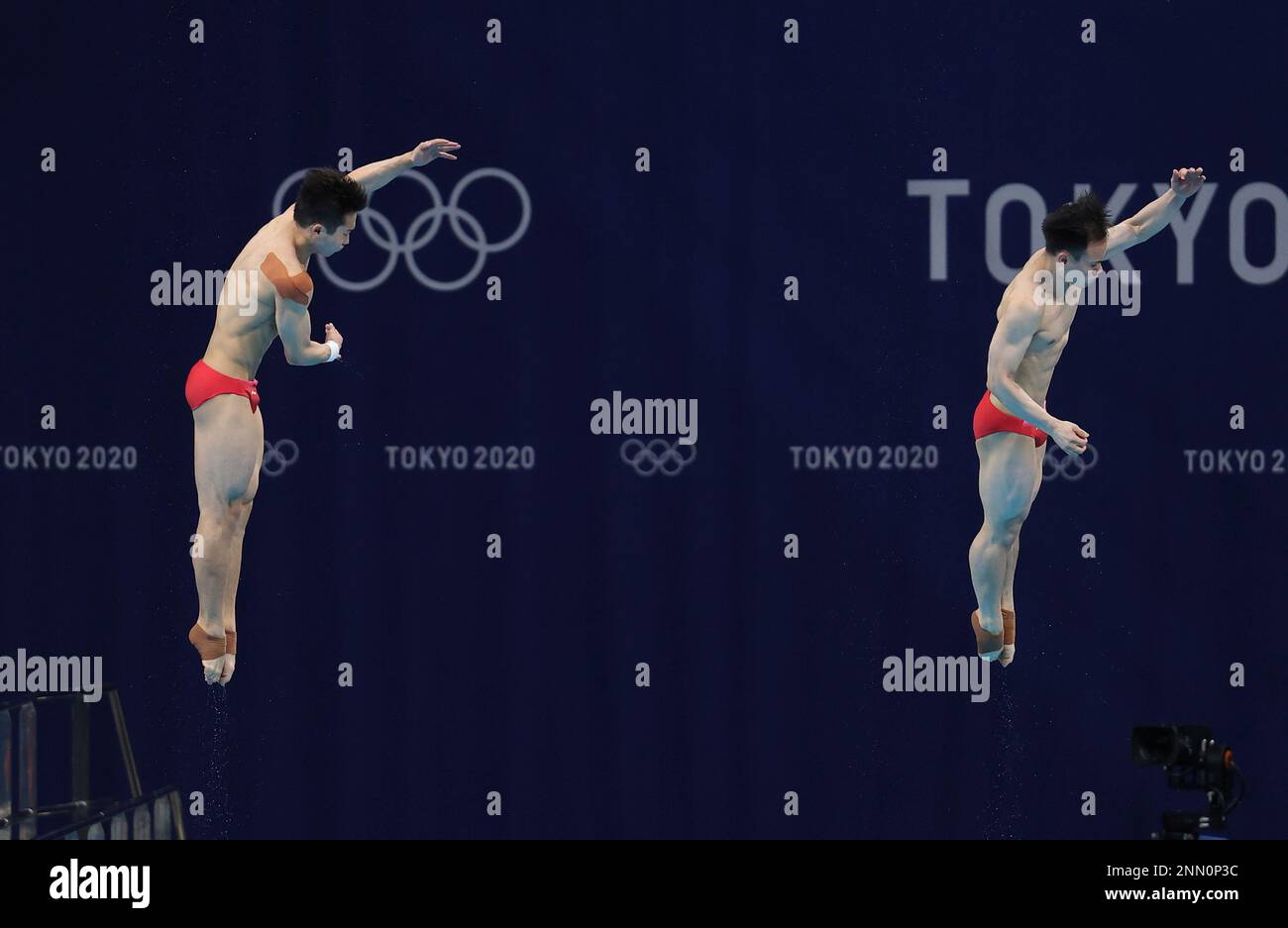 China's WANG Zongyuan and XIE Siyi perform during Men's Synchronised 3m ...