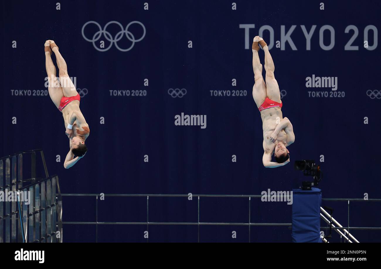 China's WANG Zongyuan and XIE Siyi perform during Men's Synchronised 3m ...