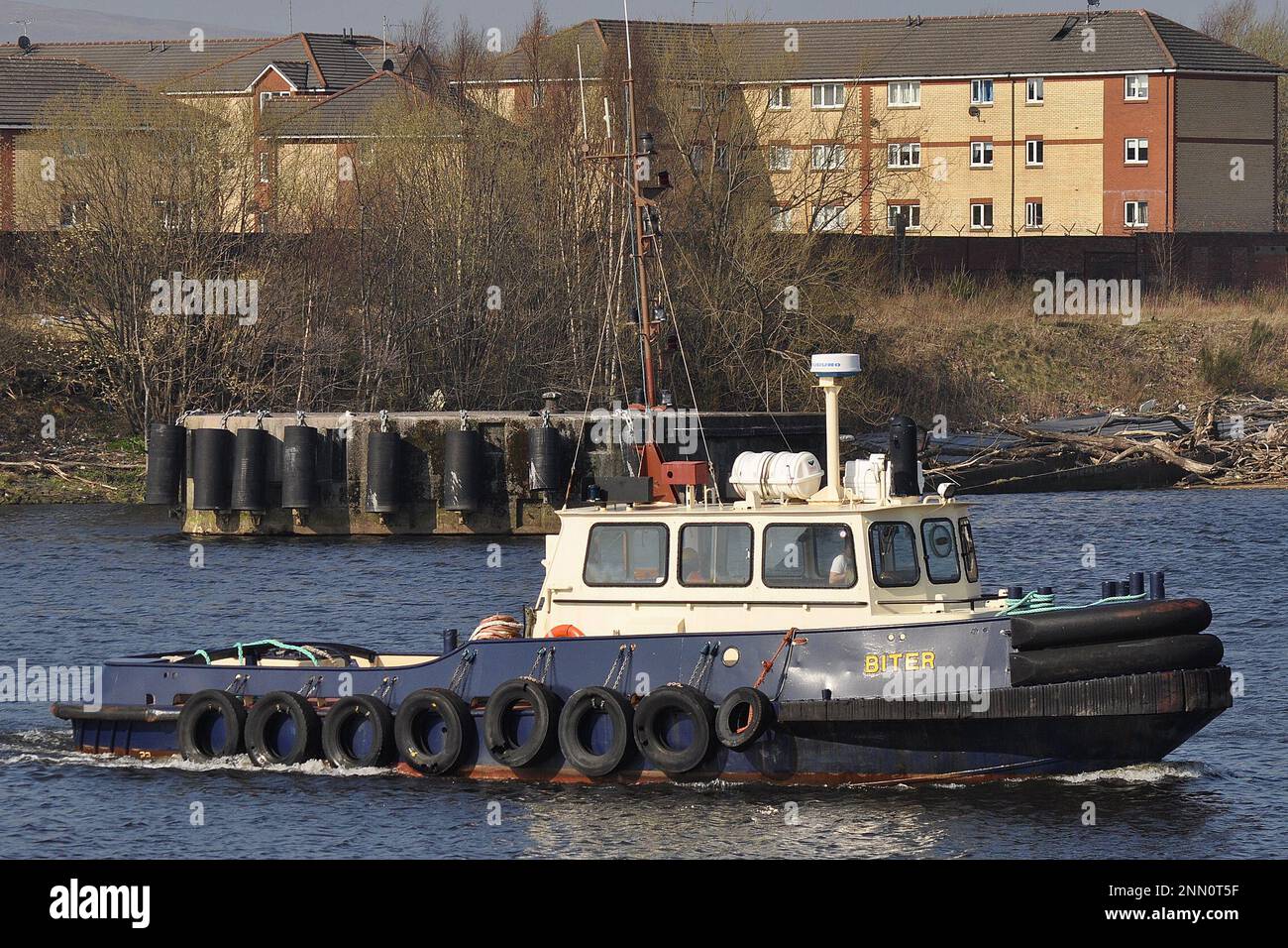 TUGBOAT 'BITER' CAPSIZES AND SINKS IN THE FIRTH OF CLYDE OFF GREENOCK ...