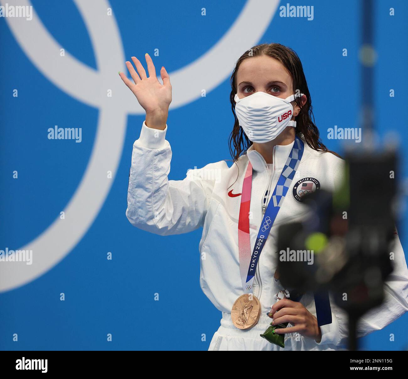 KING Lilly of United States reacts during award ceremony of women's ...