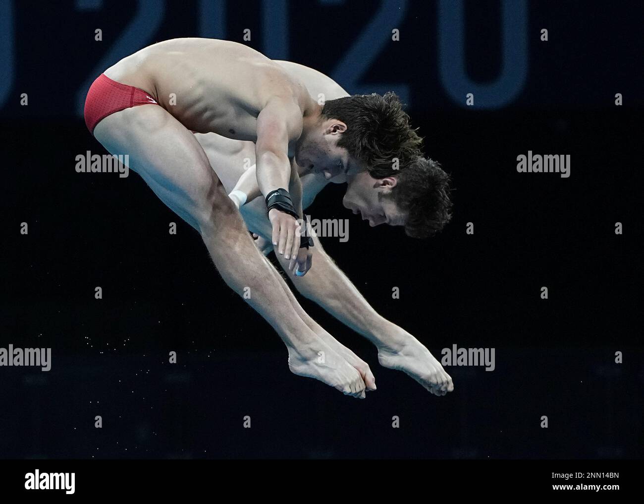 Canada's RIENDEAU Vincent and ZSOMBOR-MURRAY Nathan perform in Diving ...