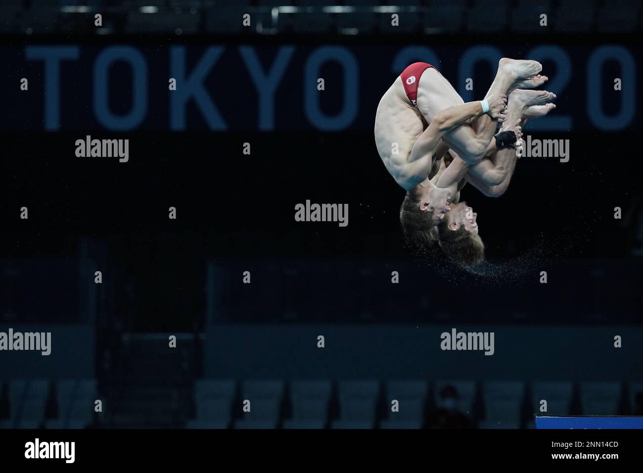 Canada's RIENDEAU Vincent and ZSOMBOR-MURRAY Nathan perform in Diving ...