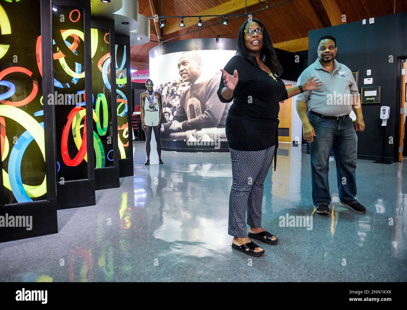Marlene Dortch, granddaughter of Jesse Owens, visits the Jesse Owens ...