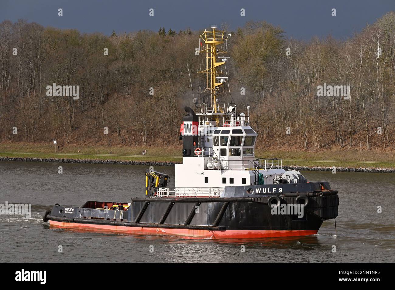 Tugboat WULF 9 operating at the Kiel Canal Stock Photo - Alamy