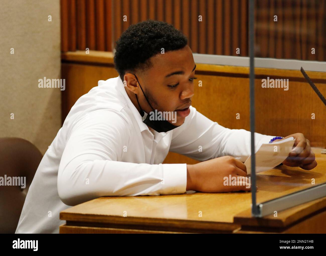 Nathaniel Pendleton Jr., brother of Hadiya Pendleton, reads his victim ...