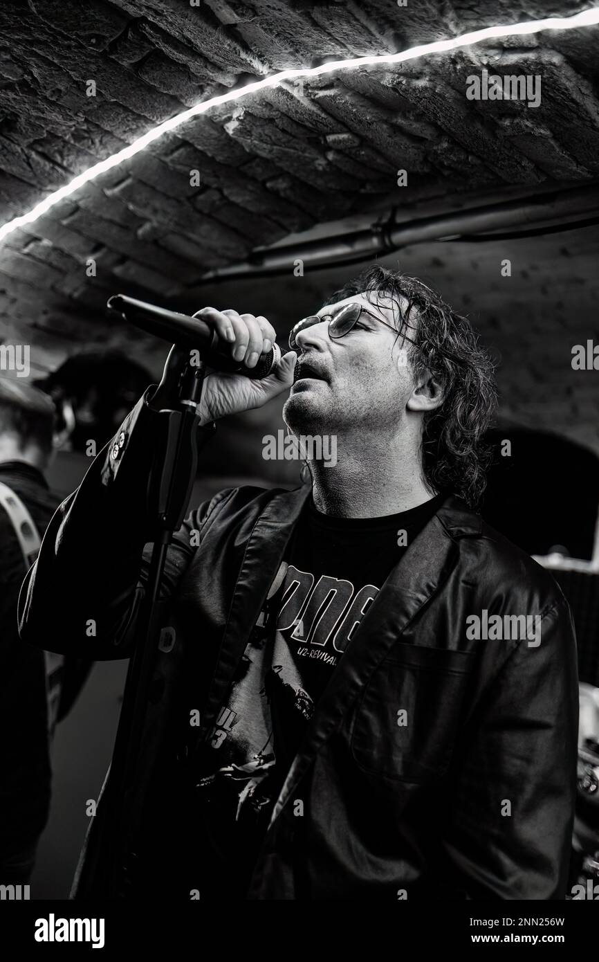 Rock concert, silhouettes , band crew people singers guitars Stock ...