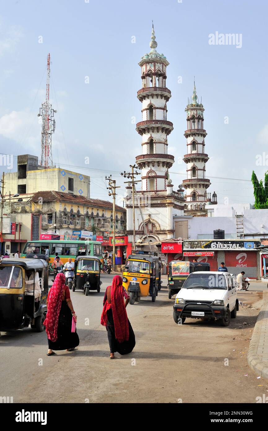 Twin minar of masjid at Junagadh state Gujarat India Stock Photo - Alamy