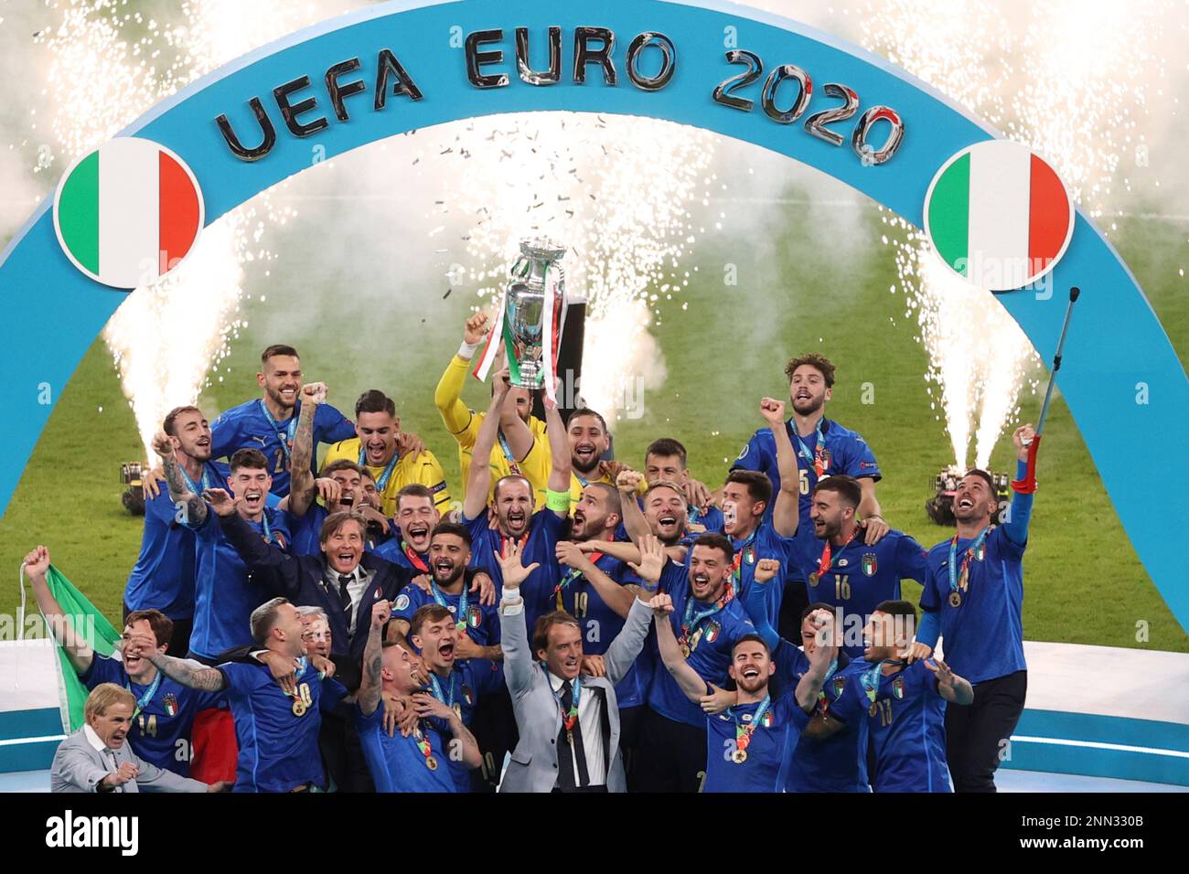 Italian team celebrates with the trophy after the Euro 2020 soccer ...