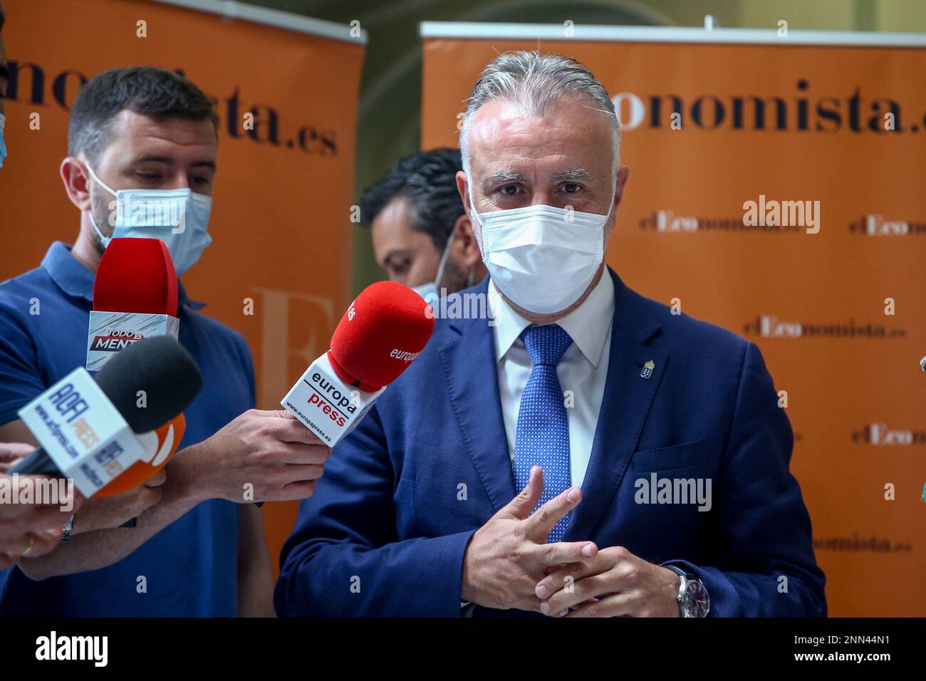 The President of the Government of the Canary Islands, Ángel Víctor ...