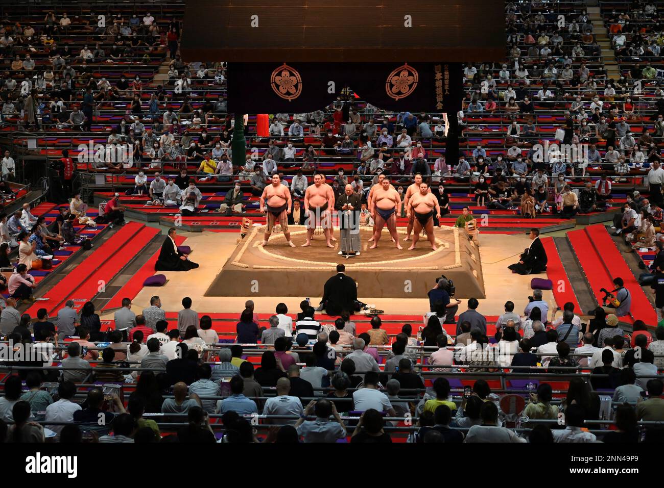 Japan Sumo Association Chairman Hakkaku greets at Aichi Prefectural ...