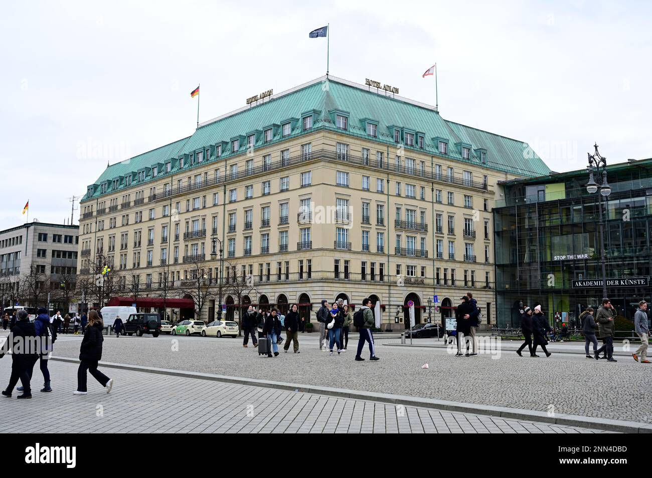 Das Hotel Adlon Kempinski ist eines der luxuriösesten und bekanntesten ...