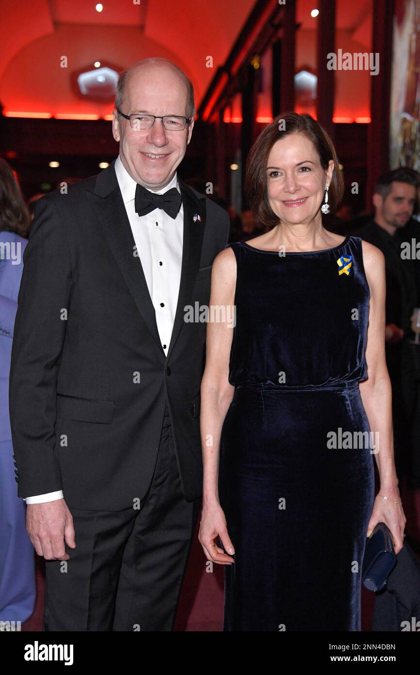 Paris, France. 24th Feb, 2023. Steven M. Bauer and Denise Bauer ...