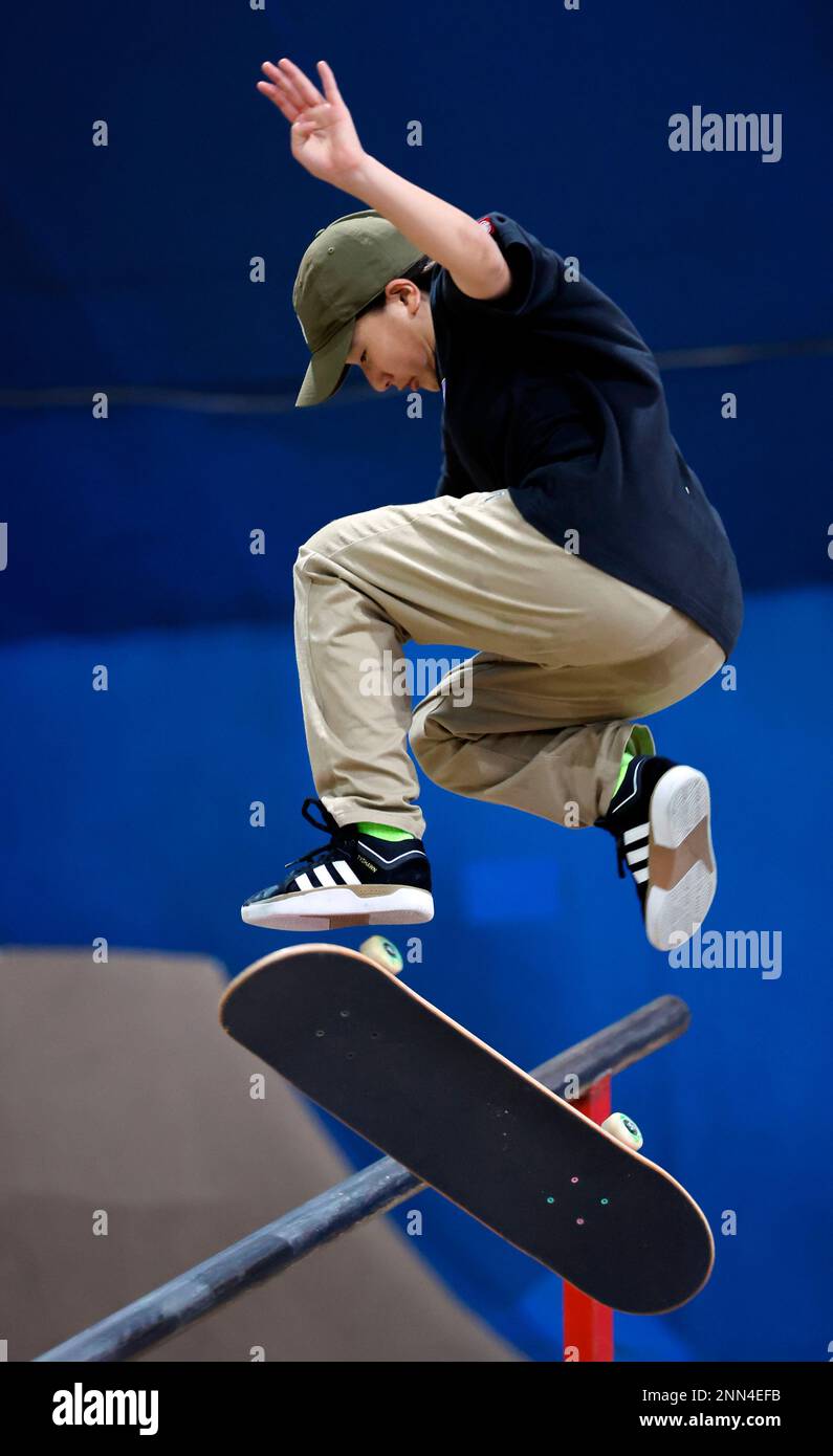 Japanese skateboarder Momiji Nishiya who will participate in skateboard ...