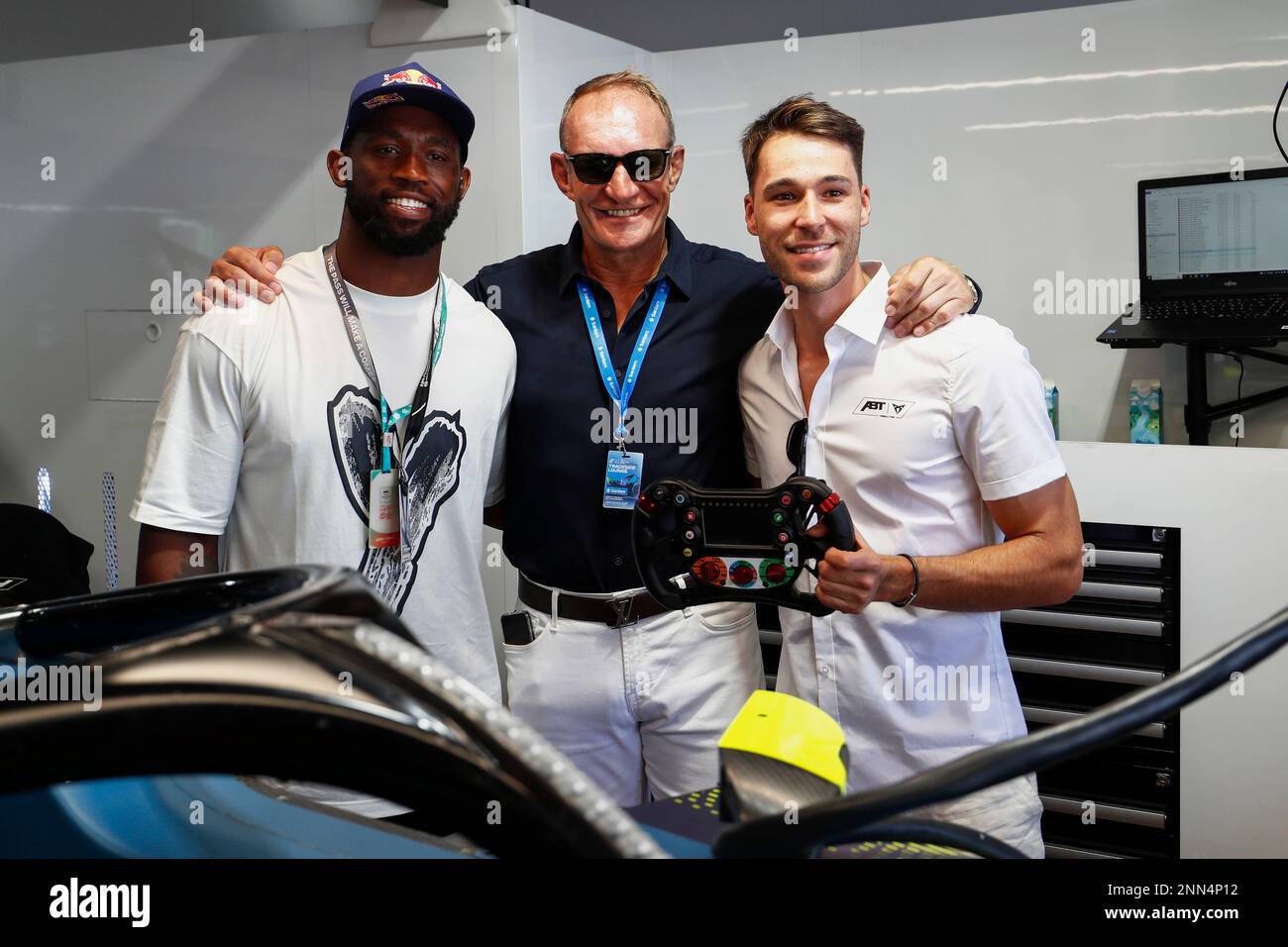 2/25/2023 - South Africa captain Siya Kolisi and Francois Pienaar, ex ...