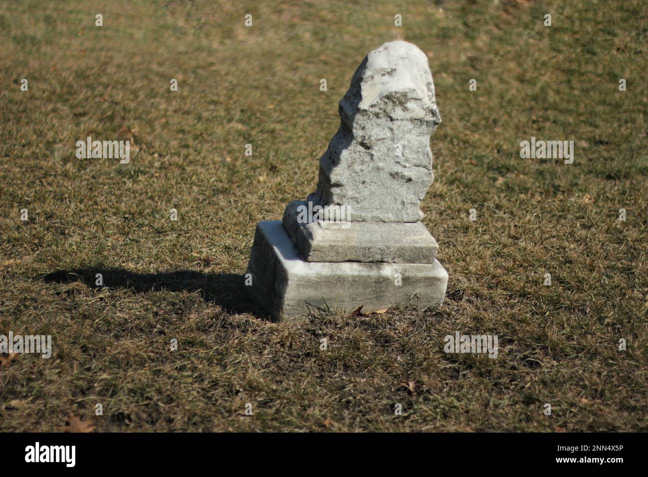 Elegant limestone column hi-res stock photography and images - Alamy
