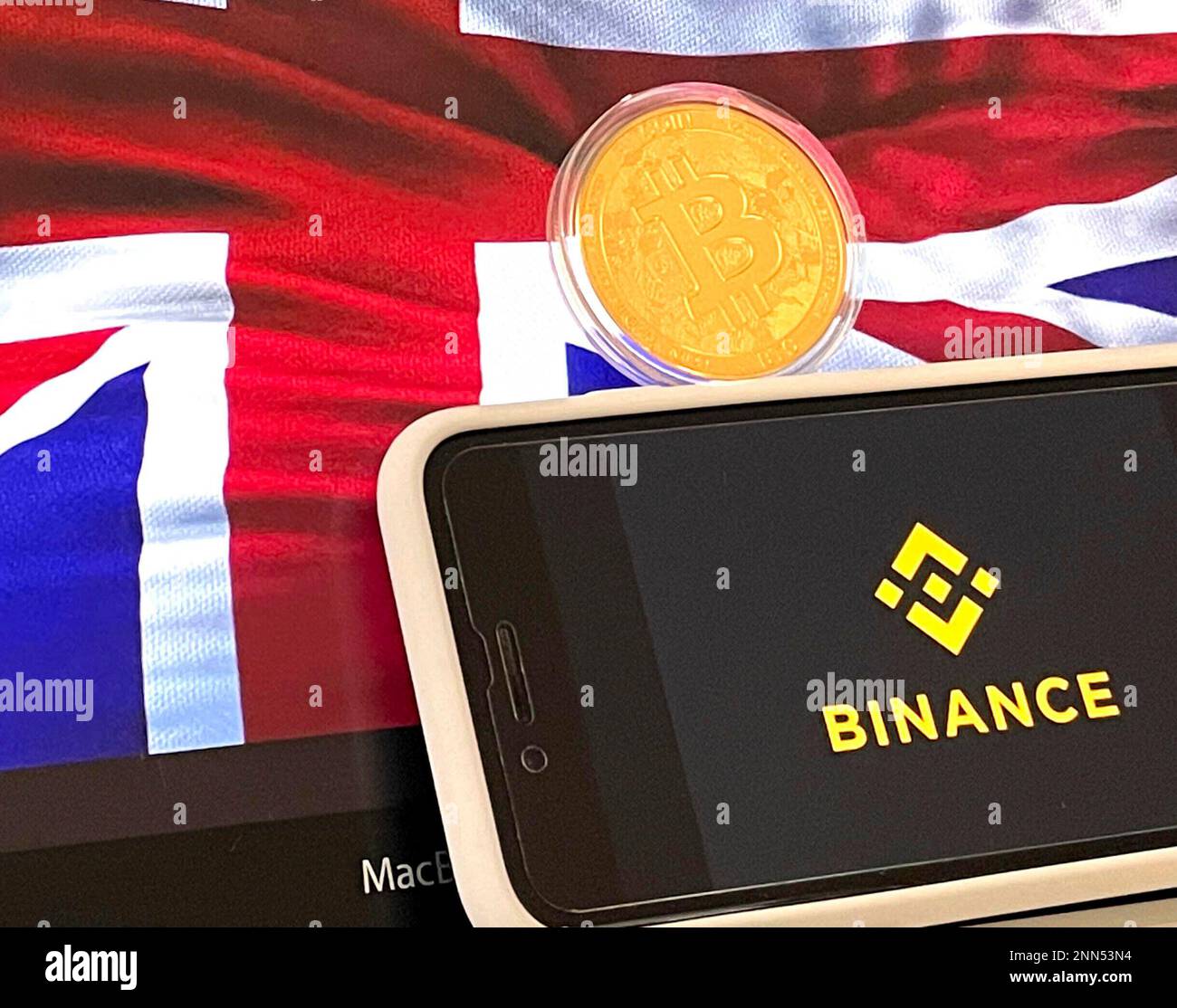 Photo by: STRF/STAR MAX/IPx 2021 6/28/21 Binance gets banned by UK ...
