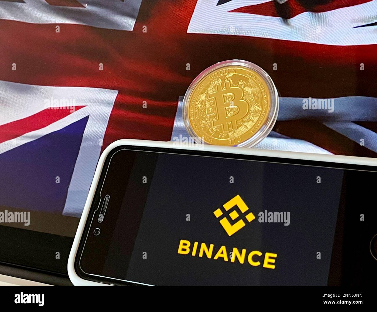 Photo by: STRF/STAR MAX/IPx 2021 6/28/21 Binance gets banned by UK ...