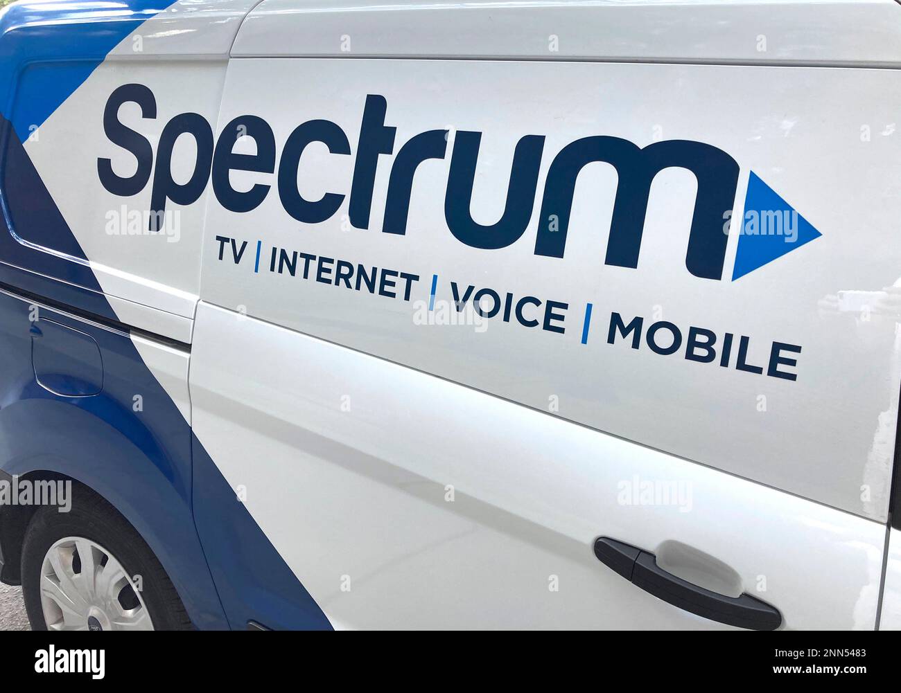 Photo by: STRF/STAR MAX/IPx 2021 6/28/21 A Spectrum truck is seen in ...