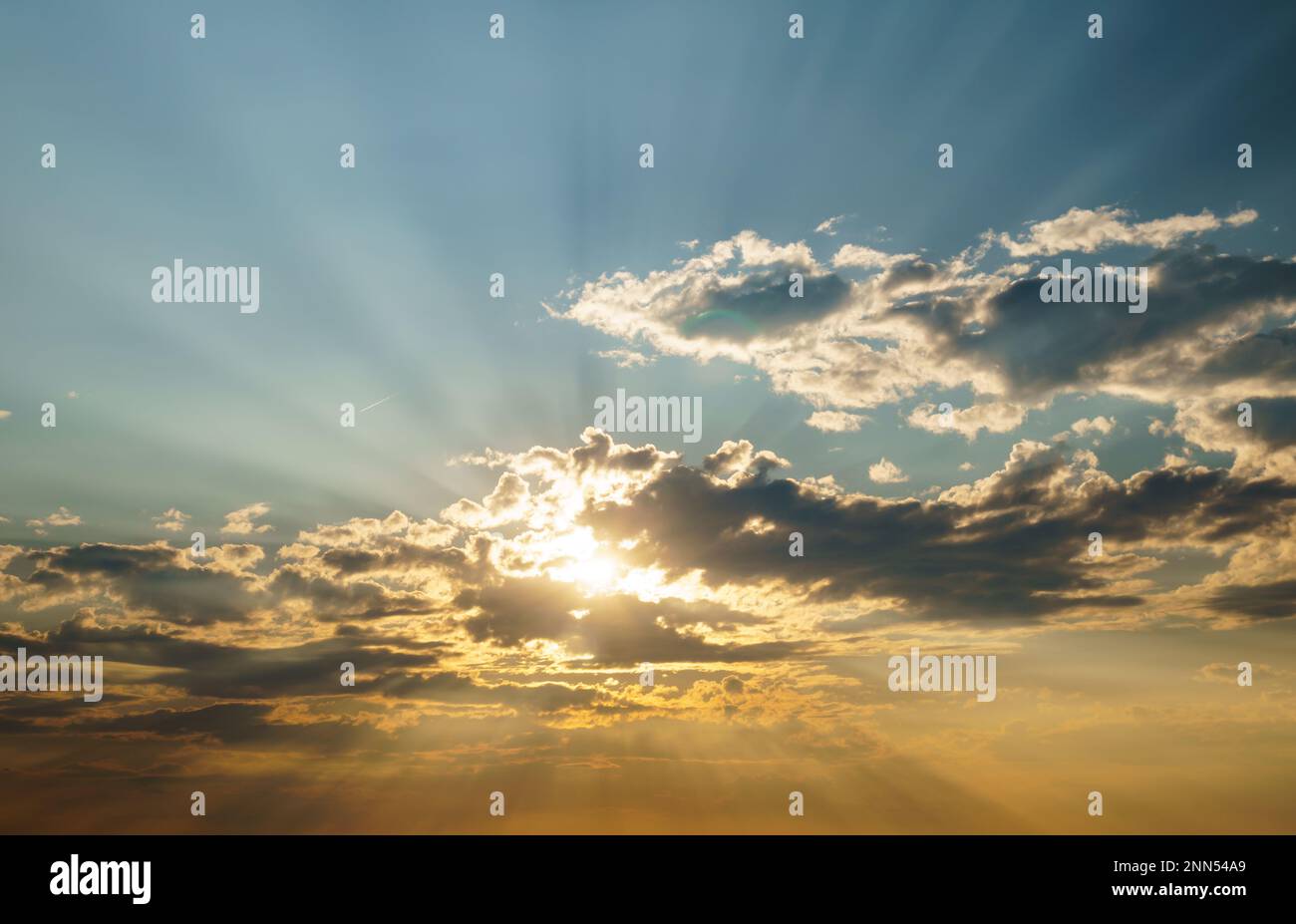 Vivid dramatic hi-res stock photography and images - Alamy